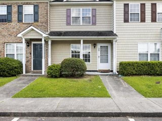 308 Streamwood Dr, Jacksonville, NC 28546