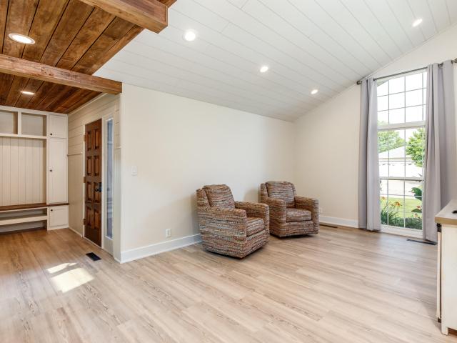 308 SW 9th Street
