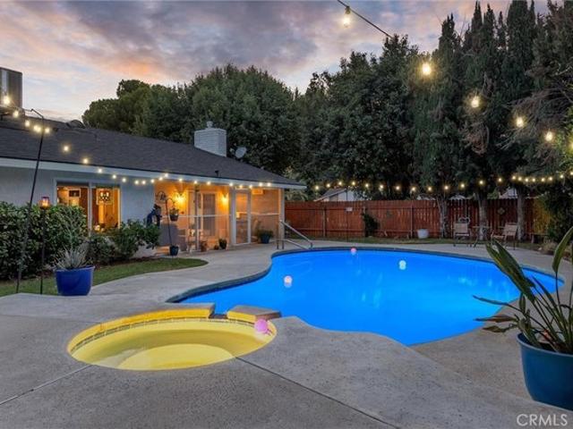 308 Swan Ct, Bakersfield, CA 93309