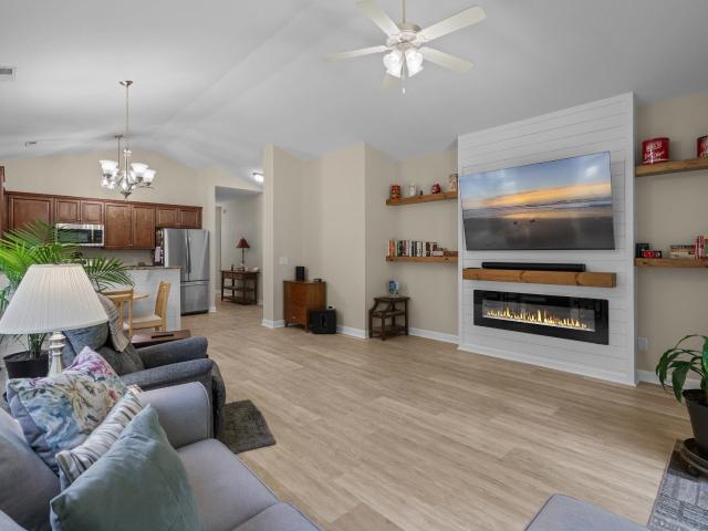 308 Palm Cove Circle
