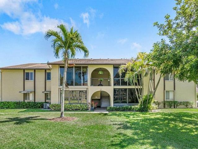 308 Pine Ridge Cir #C2, Greenacres, FL 33463