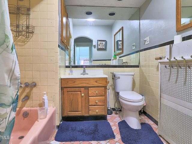 308 Quail St, Albany, NY 12208 | MLS #202621