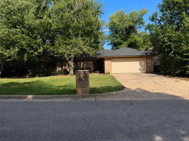 308 Rebel Ridge Ct, Yukon, OK 73099