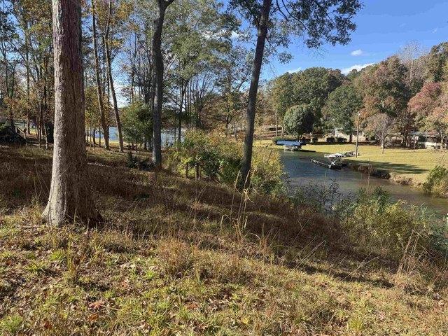 308 River Lake Dr, Eatonton, GA 31024