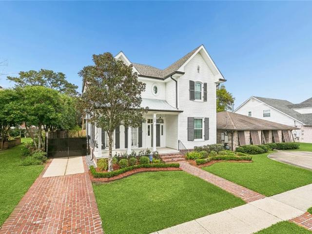 308 Ridgeway Drive