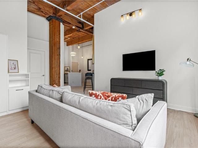308 W 8th Street # 304