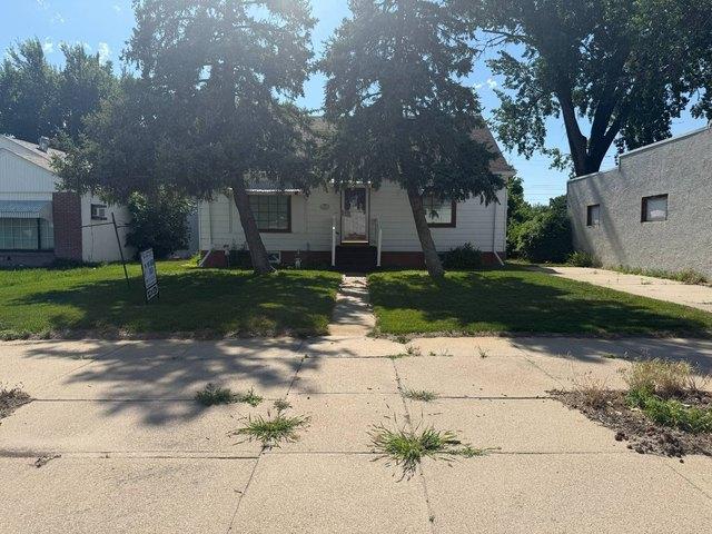 308 W 1st St, Oshkosh, NE 69154