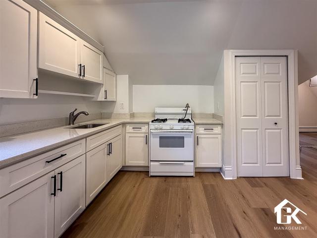 308 W Twelve Mile Road # Unit: 4/D