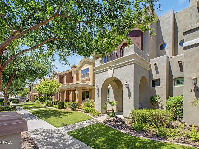 308 W Herro Ln, Phoenix, AZ 85013 | MLS #7021 | Compass