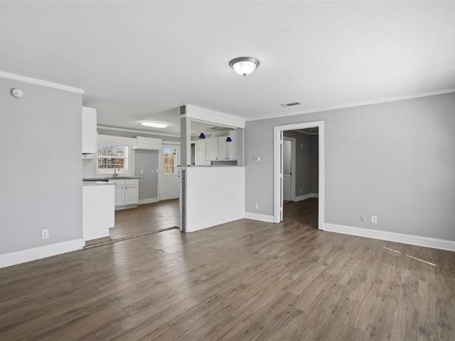 308 W Lamm Street