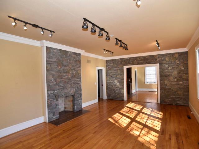 308 W Poinsett Street