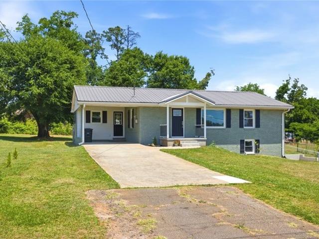 308 W South 5th St, Seneca, SC 29678