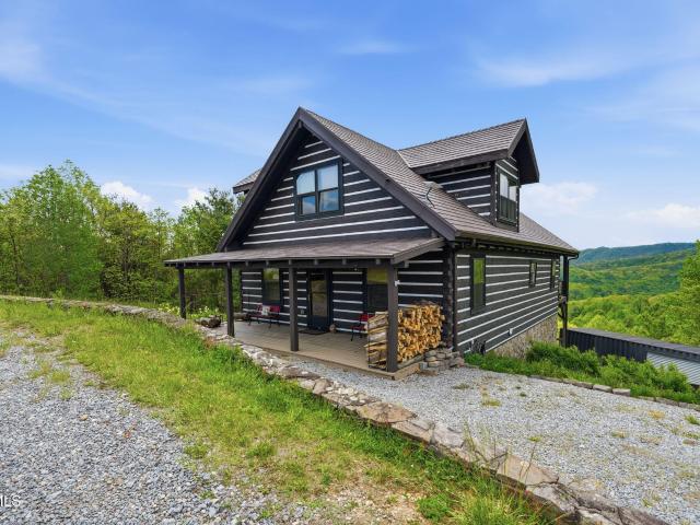 308 Walnut Mountain Farm Loop