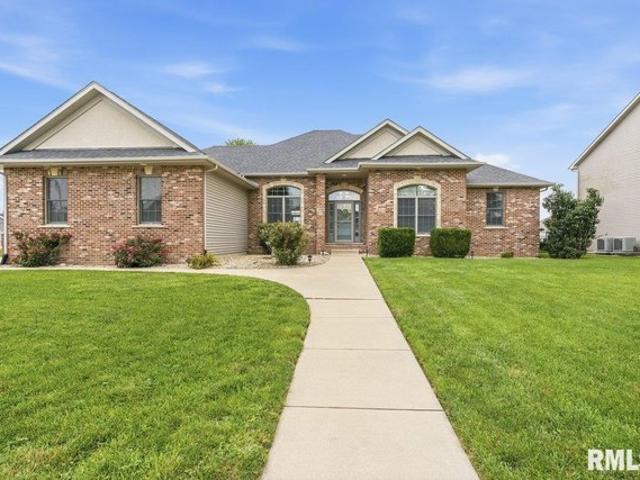 308 Windycrest Dr, Chatham, IL 62629