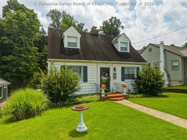 308 Winona St, South Charleston, WV 25303