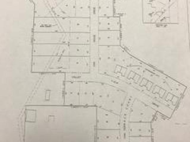 308 Valley View Dr, Lena, IL 61048 | MLS #202403 | Compass