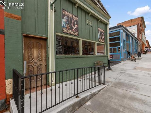 308 Victor Avenue