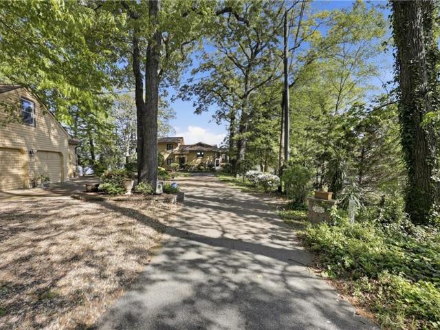 3094 Bray RD