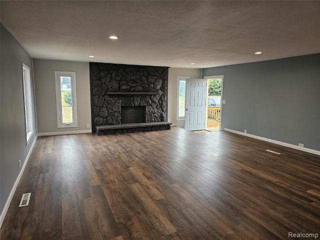 3094 Country Lane