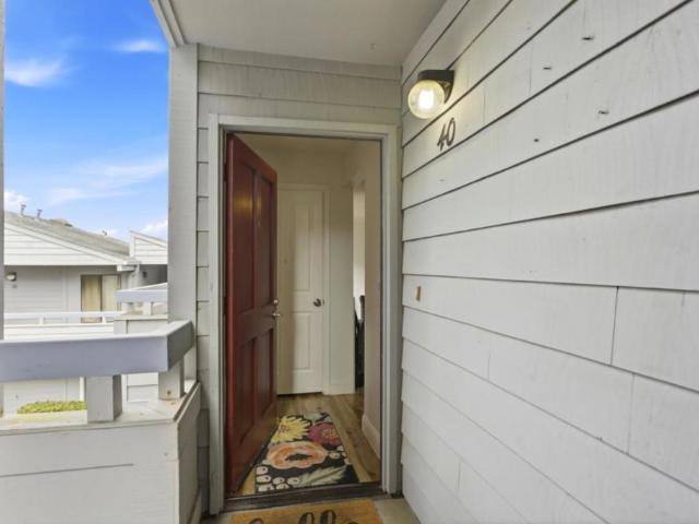 3095 Marina Drive 40