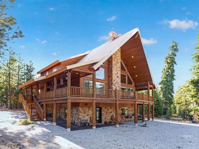 3095 N Willis Creek Rd, Duck Creek Village, UT 84762