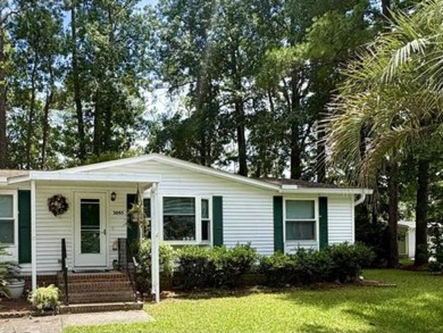 3095 Palmetto Dr, Murrells Inlet, SC 29576