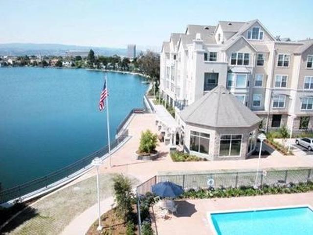 $3095 / 2br 1231ft² Large 2bed/2ba with washer and dryer coming soon