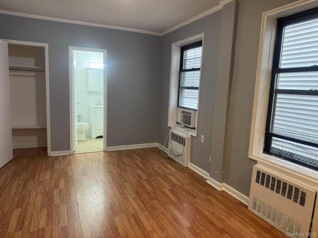 3098 Crescent Street 2A