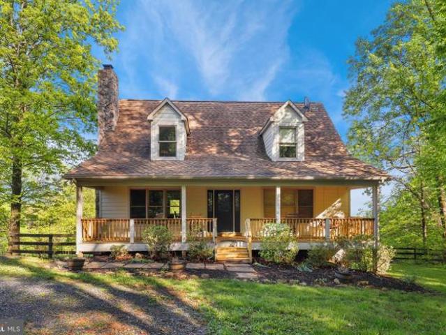 3098 Freezeland Rd, Linden, VA 22642