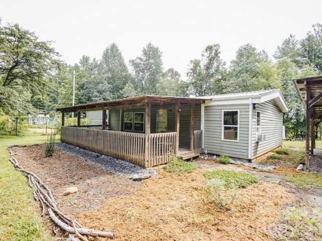 3099 Harmony Grove Rd, Nebo, NC 28761