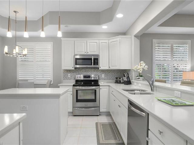 3099 Lancaster Dr, Unit 7701, Naples, FL 34105 | MLS #226007