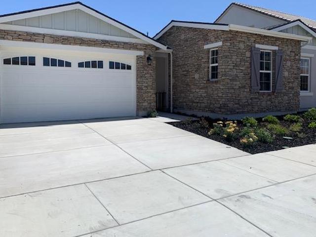 3090 Arroyo Drive