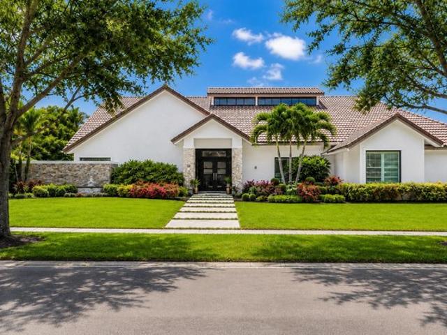 3090 Equestrian Dr, Boca Raton, FL 33434