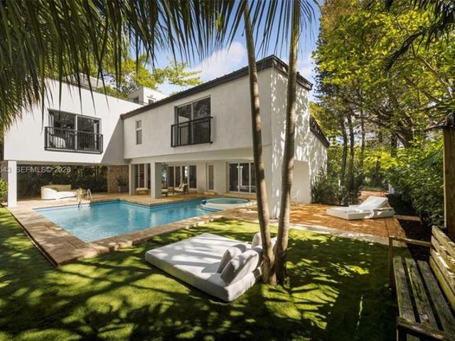 3090 Kirk St, Coconut Grove, FL 33133