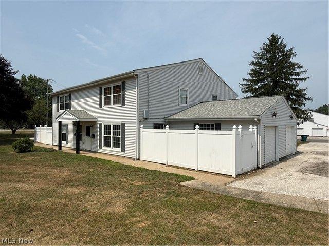 3090 Princeton St, Madison, OH 44057