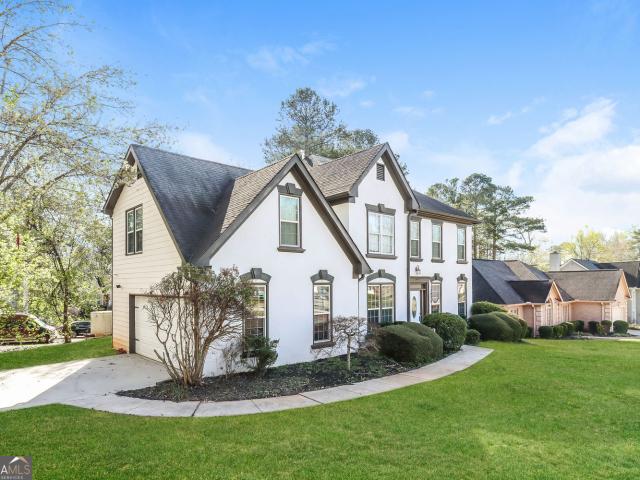 3090 Sherwood Oaks Lane
