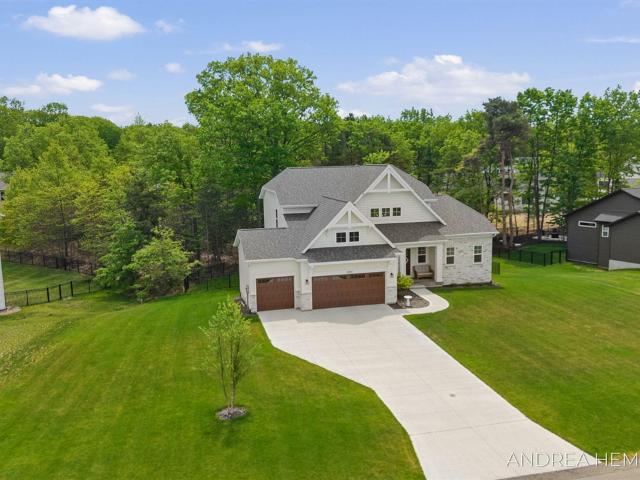 3090 Thornbury Drive