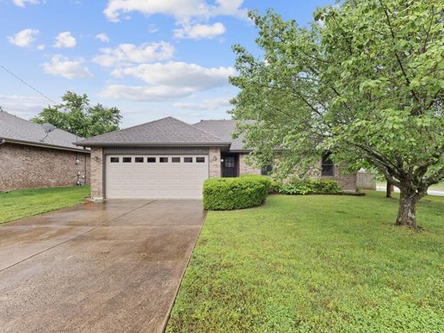 3090 W Village Ter, Springfield, MO 65810
