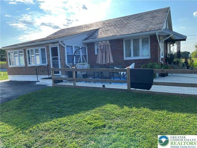 3092 Mauch Chunk Rd, North Whitehall Township, PA 18104