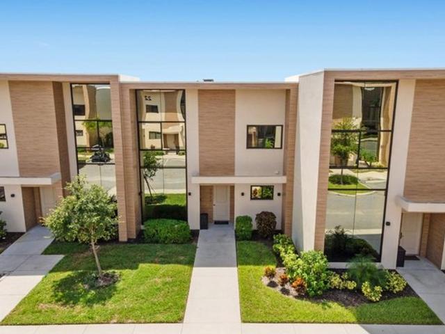 3092 Rockefeller Way, Kissimmee, FL 34747