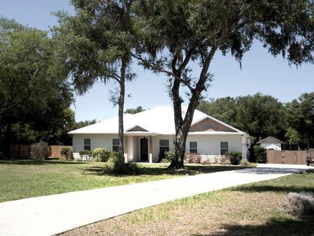 30935 Fairview Ave, Tavares, FL 32778