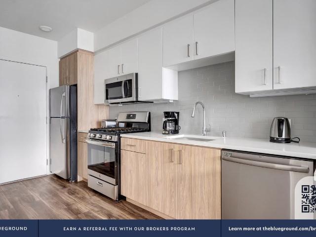 3093 Broadway Studio Apartment for Rent at 3093 Broadway #698, Oakland, CA 94611 Pill Hill