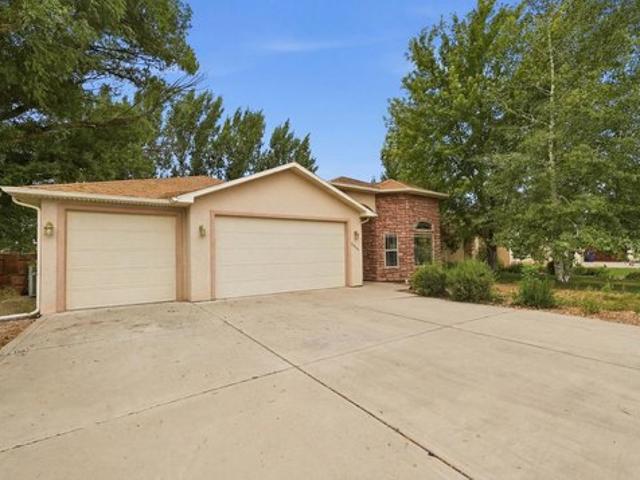 3093 Fairbanks Ln, Grand Junction, CO 81504