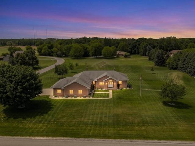 3093 Fascination Dr, Green Bay, WI 54311