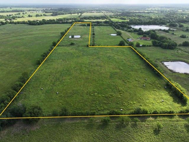 3093 Vz County Road 3504, Wills Point, TX 75169