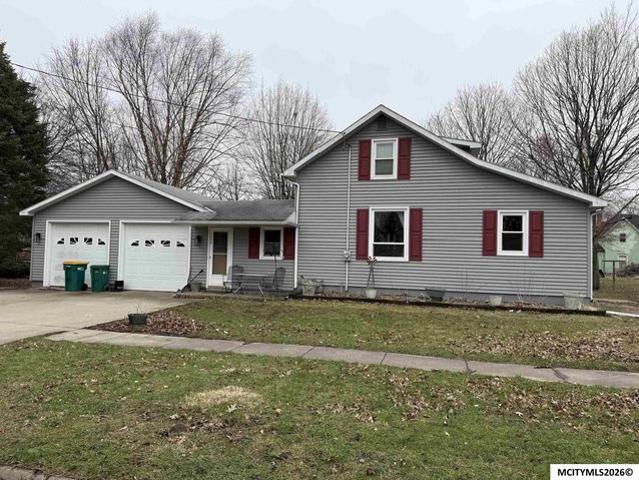 309 3rd St NE, Nora Springs, IA 50458