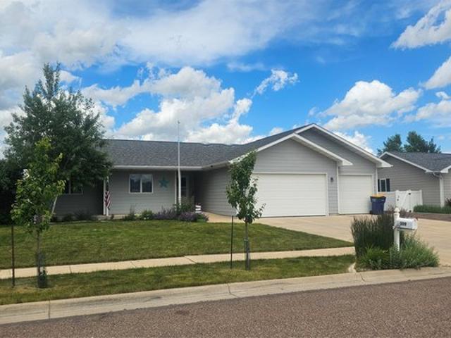 309 40th Ave NE, Great Falls, MT 59404