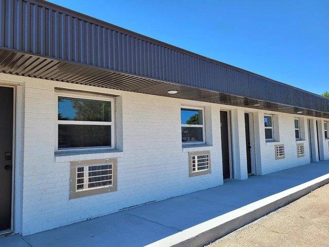 309 8th Ave SE, Watertown, SD 57201