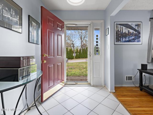 309 Colonial Drive