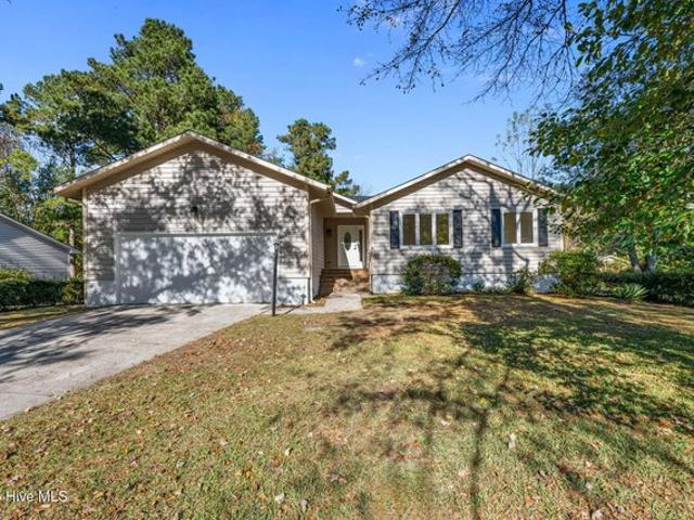 309 Channel Run Dr, New Bern, NC 28562